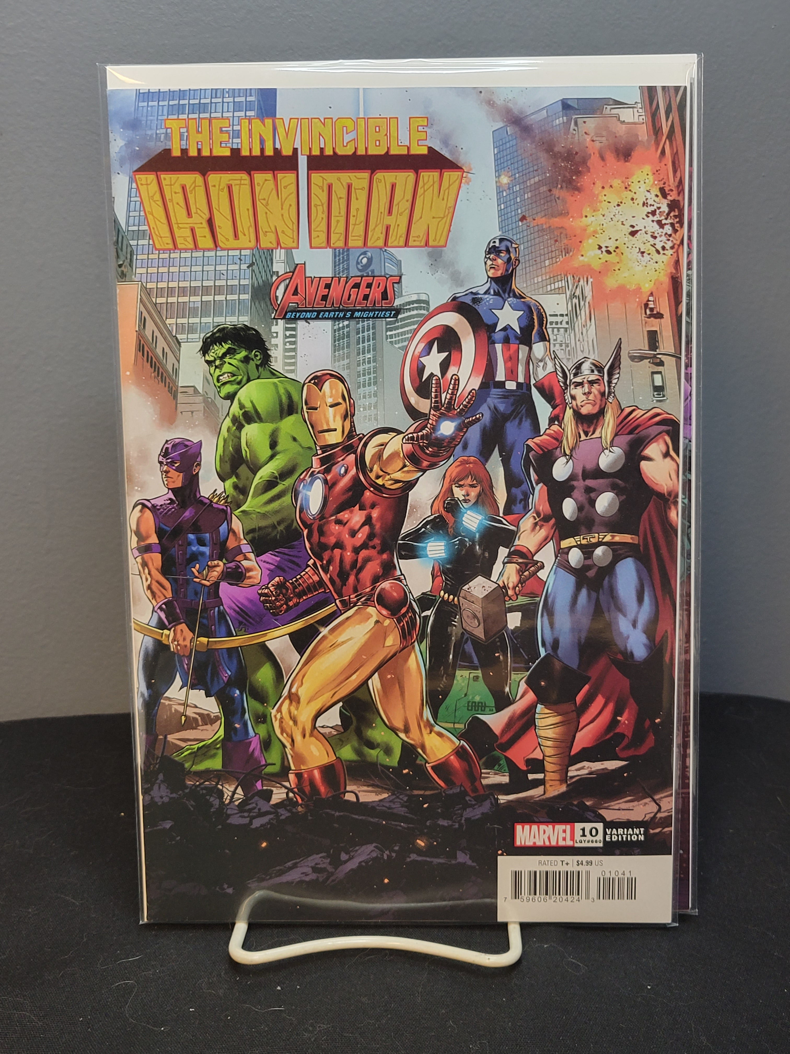 Invincible Iron Man #10 Variant – Hero's Corner Comics