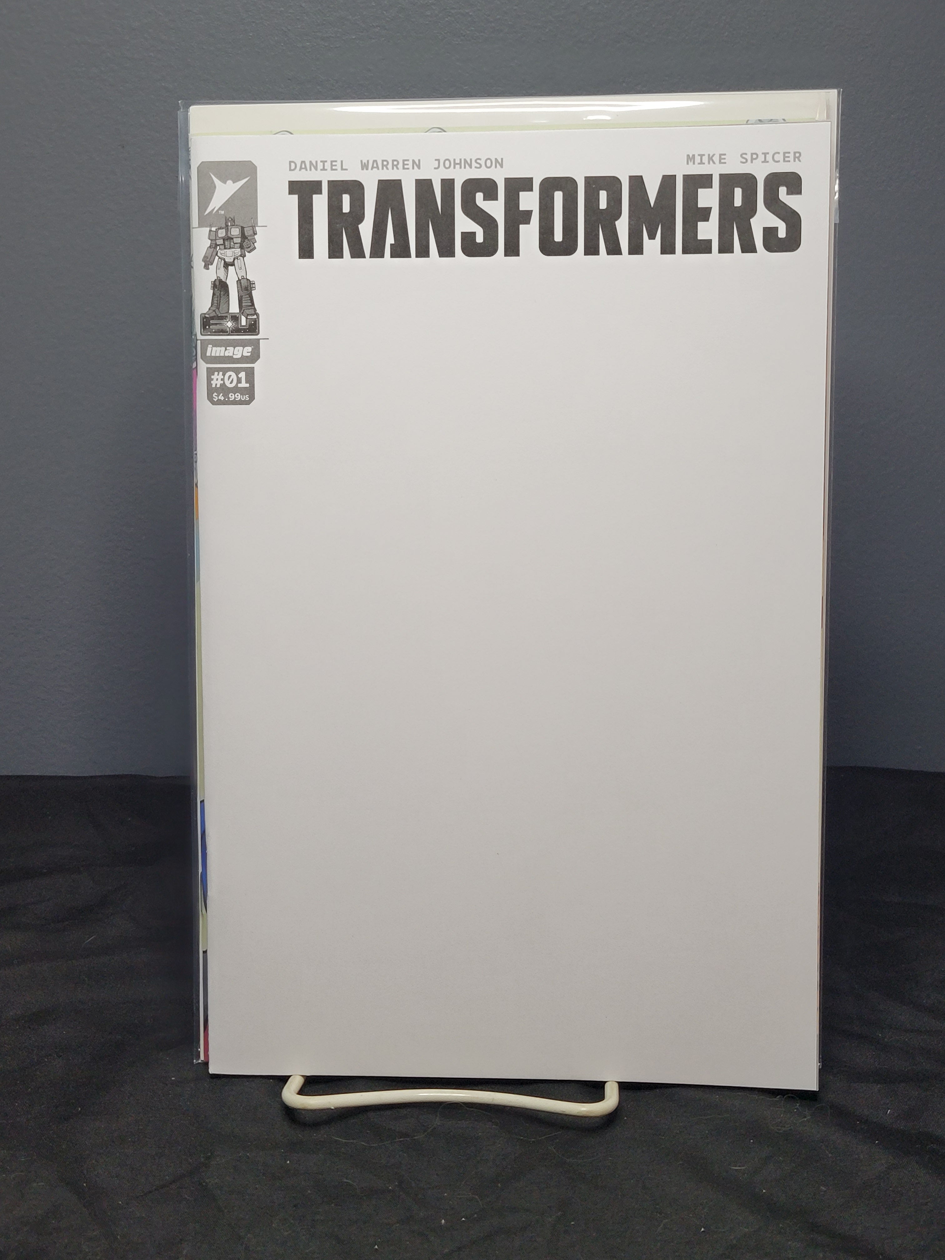 Transformers #1 Blank Variant – Hero's Corner Comics
