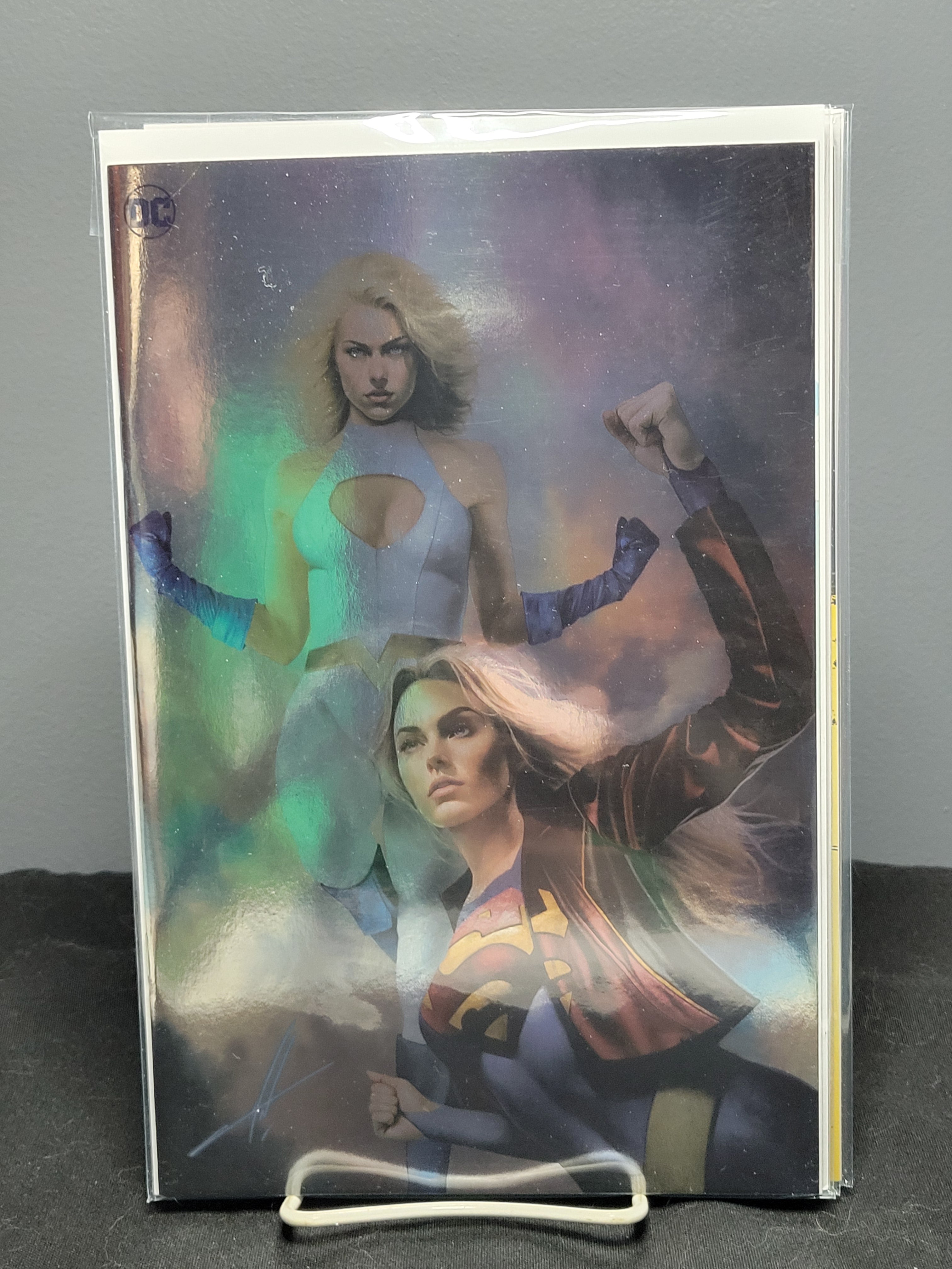 Power Girl #6 Foil Variant – Hero's Corner Comics