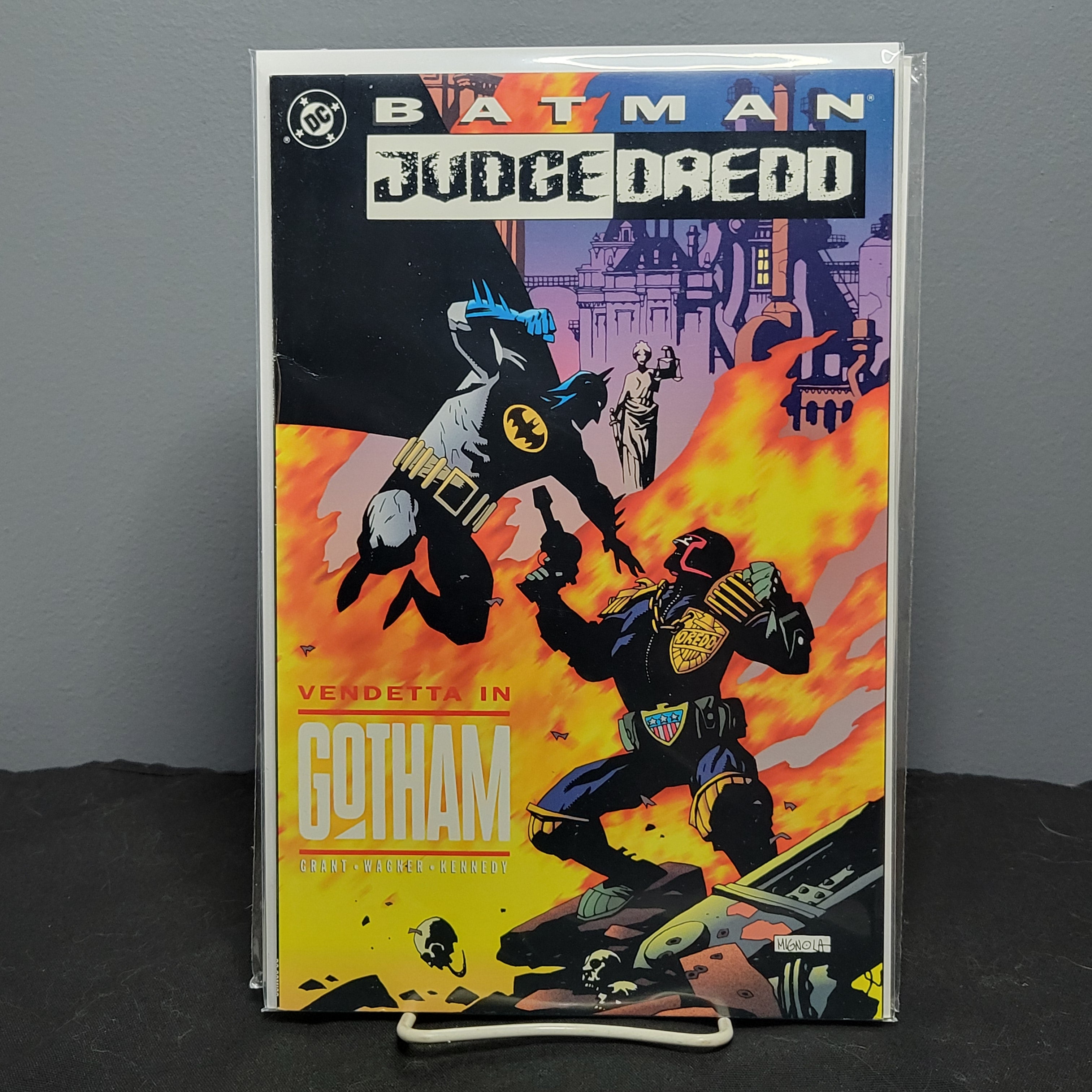 Batman Judge Dredd Vendetta In Gotham – Hero's Corner Comics