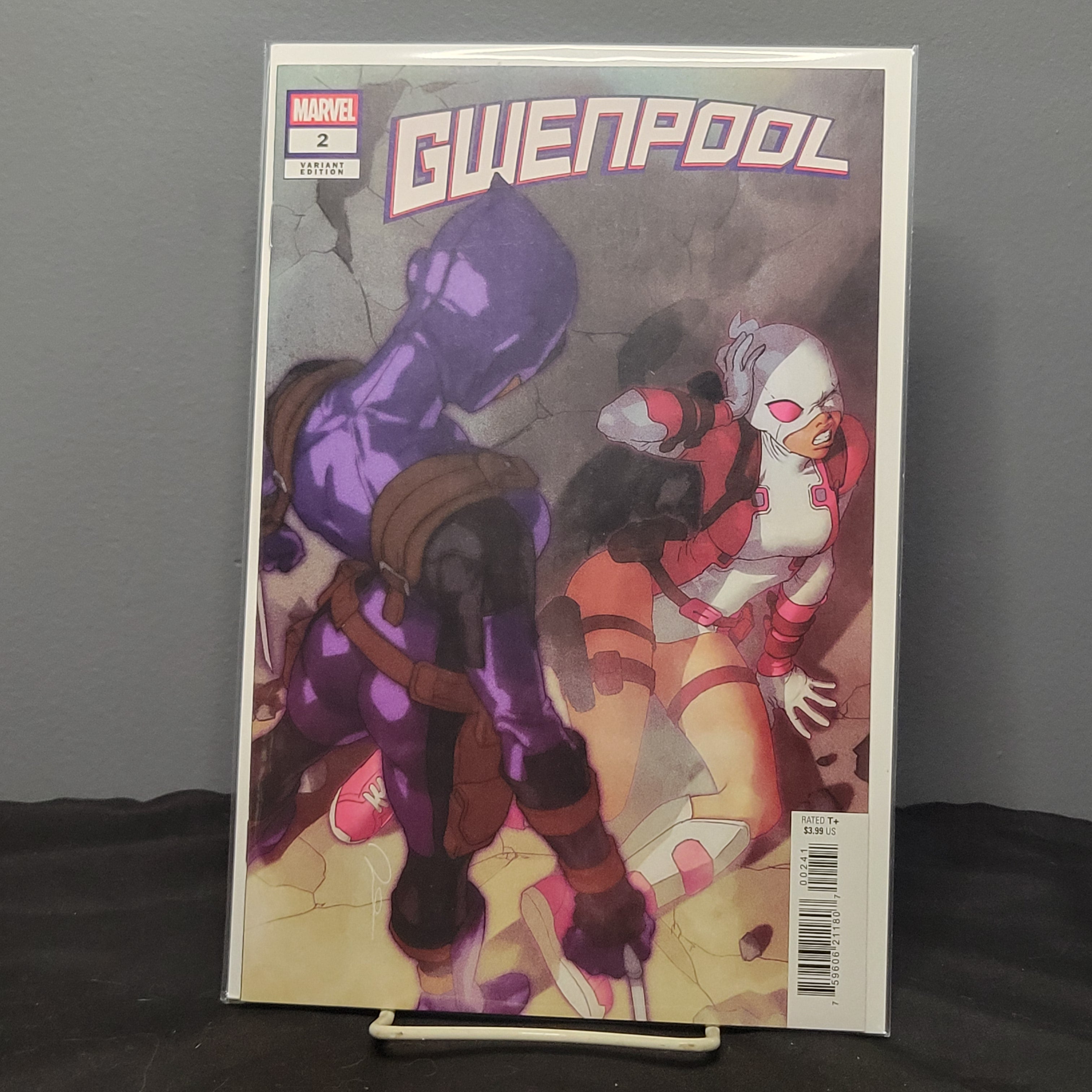 Gwenpool #2 Parel Variant – Hero's Corner Comics